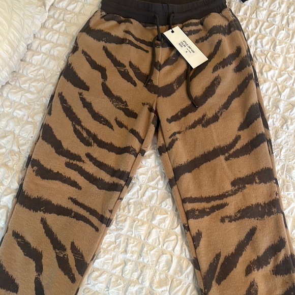 Dance & Marvel | Pants & Jumpsuits | Nwt Dance Marvel Tan Tiger Jogger ...